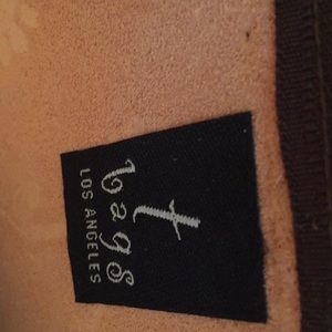 T-Bags | Bags | Tbags Los Angeles Tooled Leather Purse | Poshmark